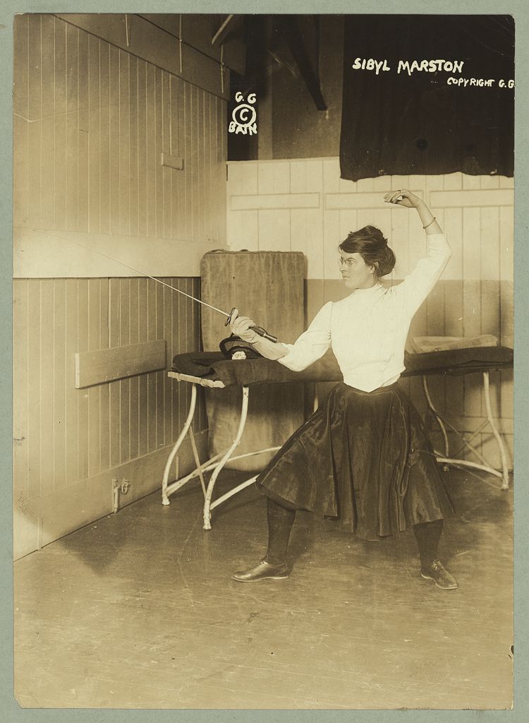 Women in fencing | Australian Fencing Federation