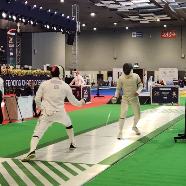 Jacob Crook and Lorraine Tang shine on Day Two | Australian Fencing ...